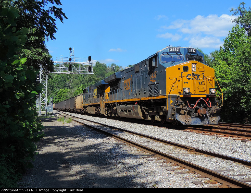 CSX 3437 and 873